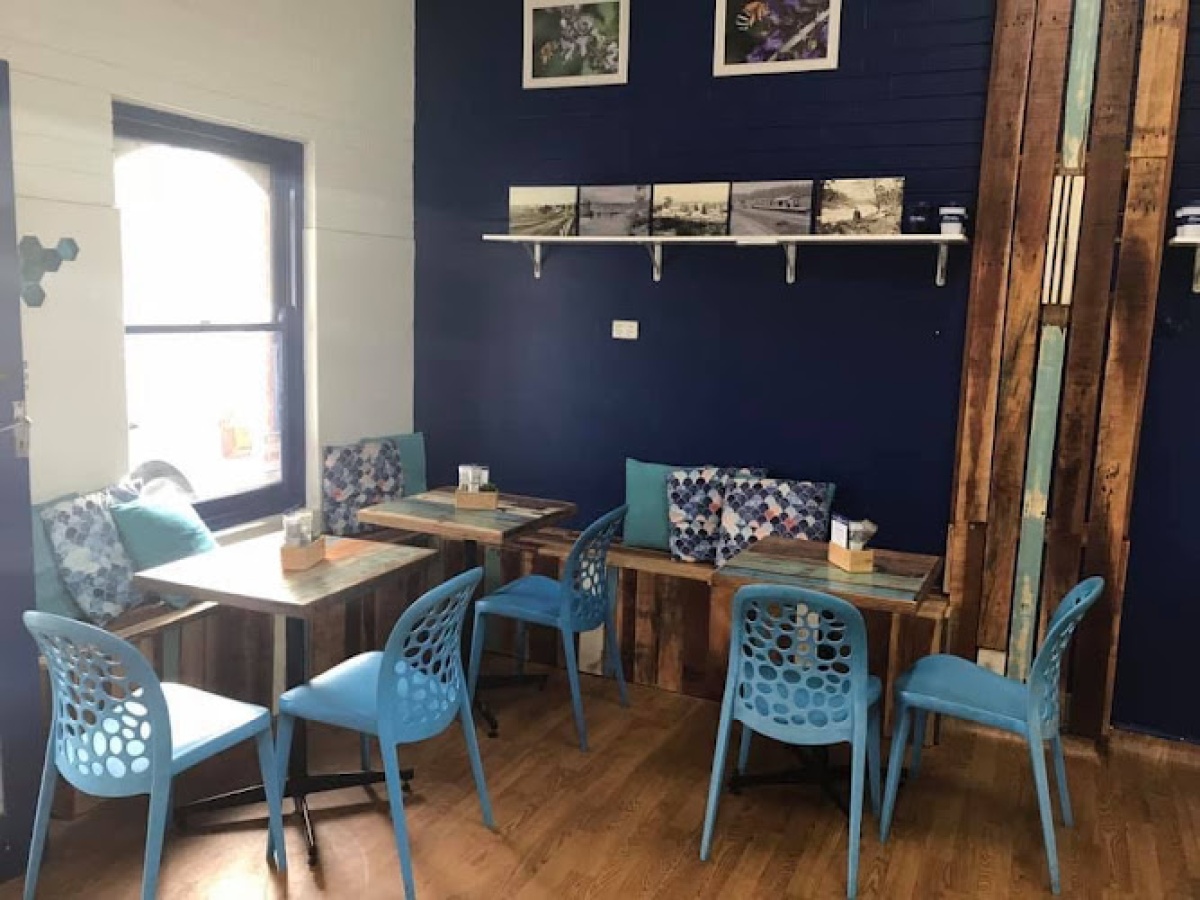 Blue Bee Cafe - Scoop Digital - Australia's largest lifestyle & travel ...