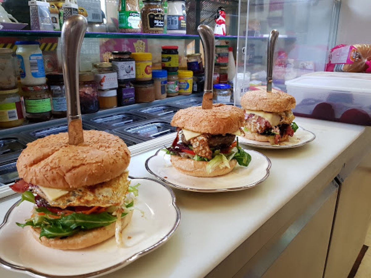 Balmoral Cafe & Caravan Park - Scoop Digital - Australia's largest ...