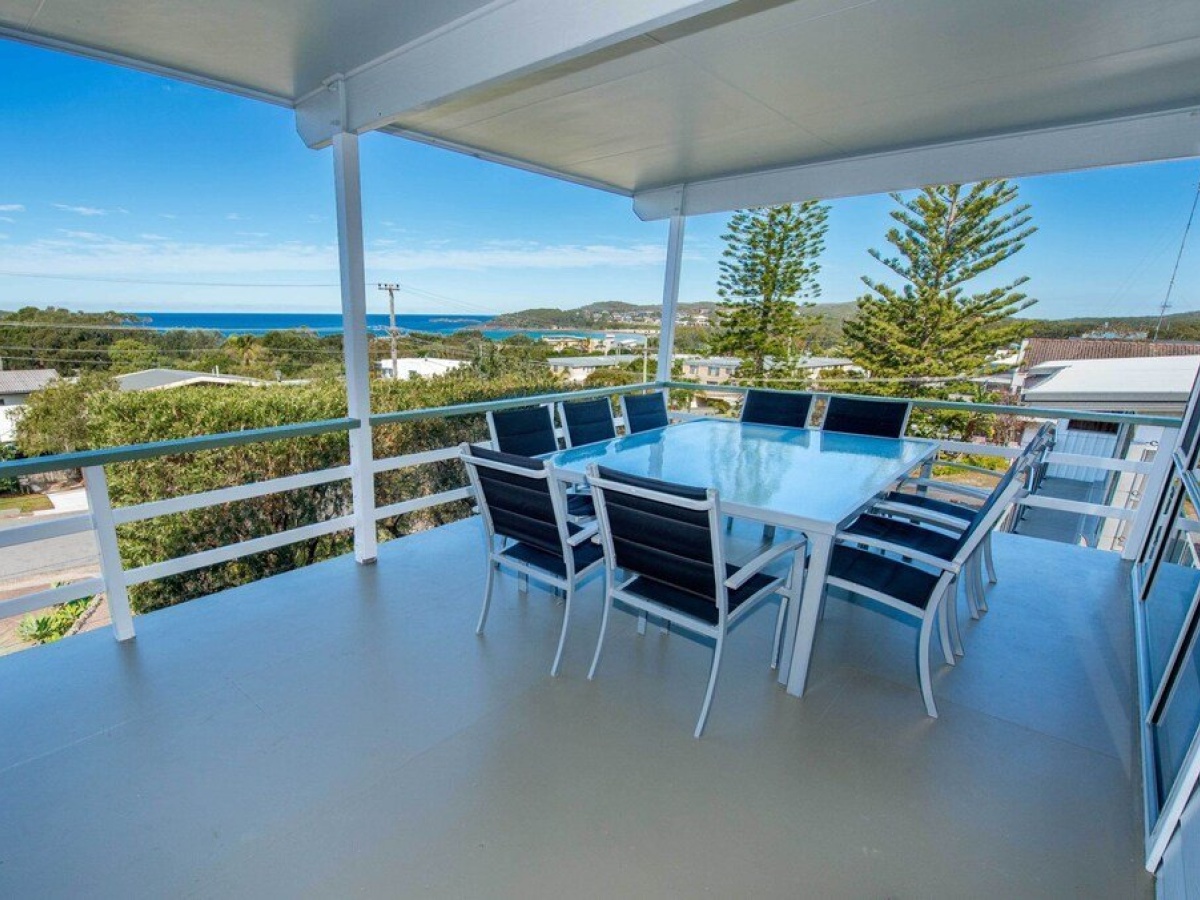 Fingal Beach Beach Shack - Scoop Digital - Australia's largest ...