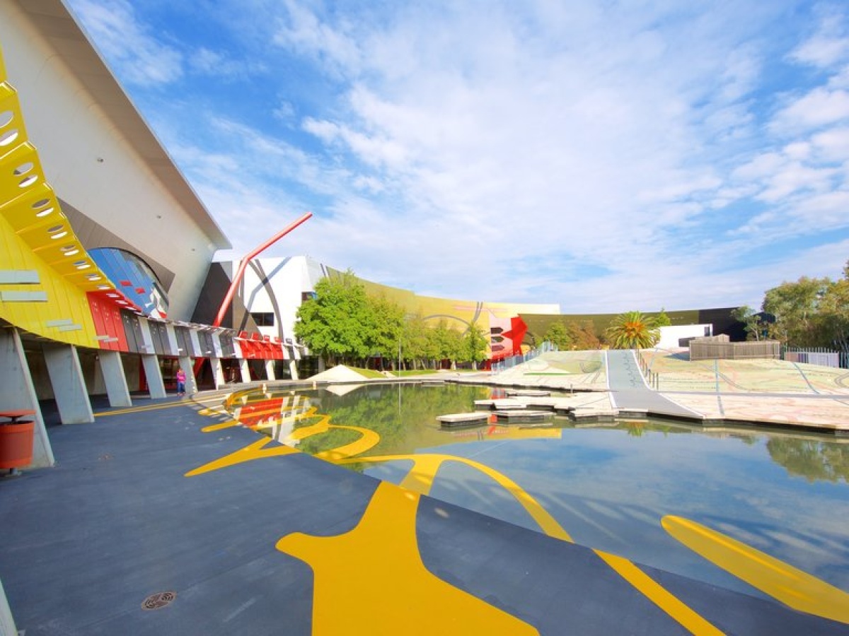 Canberra Museum & Gallery - Scoop Digital - Australia's largest ...