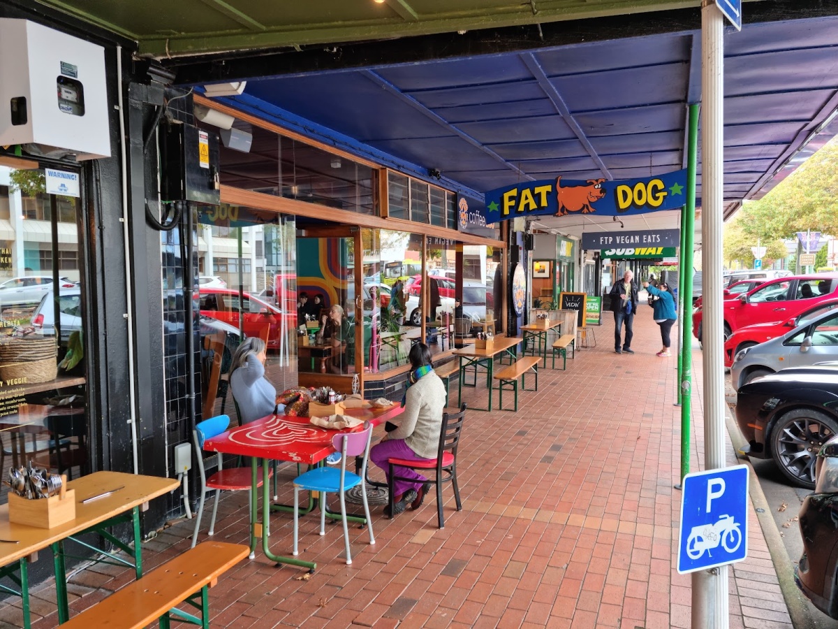 Fat Dog Cafe & Bar - Scoop Digital - Australia's largest lifestyle ...