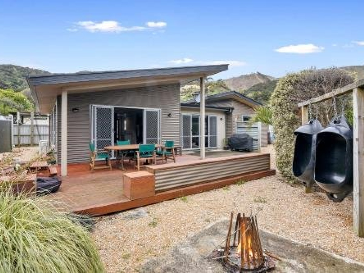 Tata Beach All Aboard - Scoop Digital - Australia's largest lifestyle ...