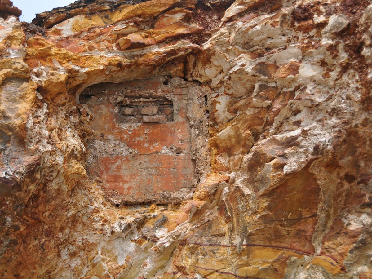WWII Observation Posts Dripstone Cliffs - Scoop Digital - Australia's ...