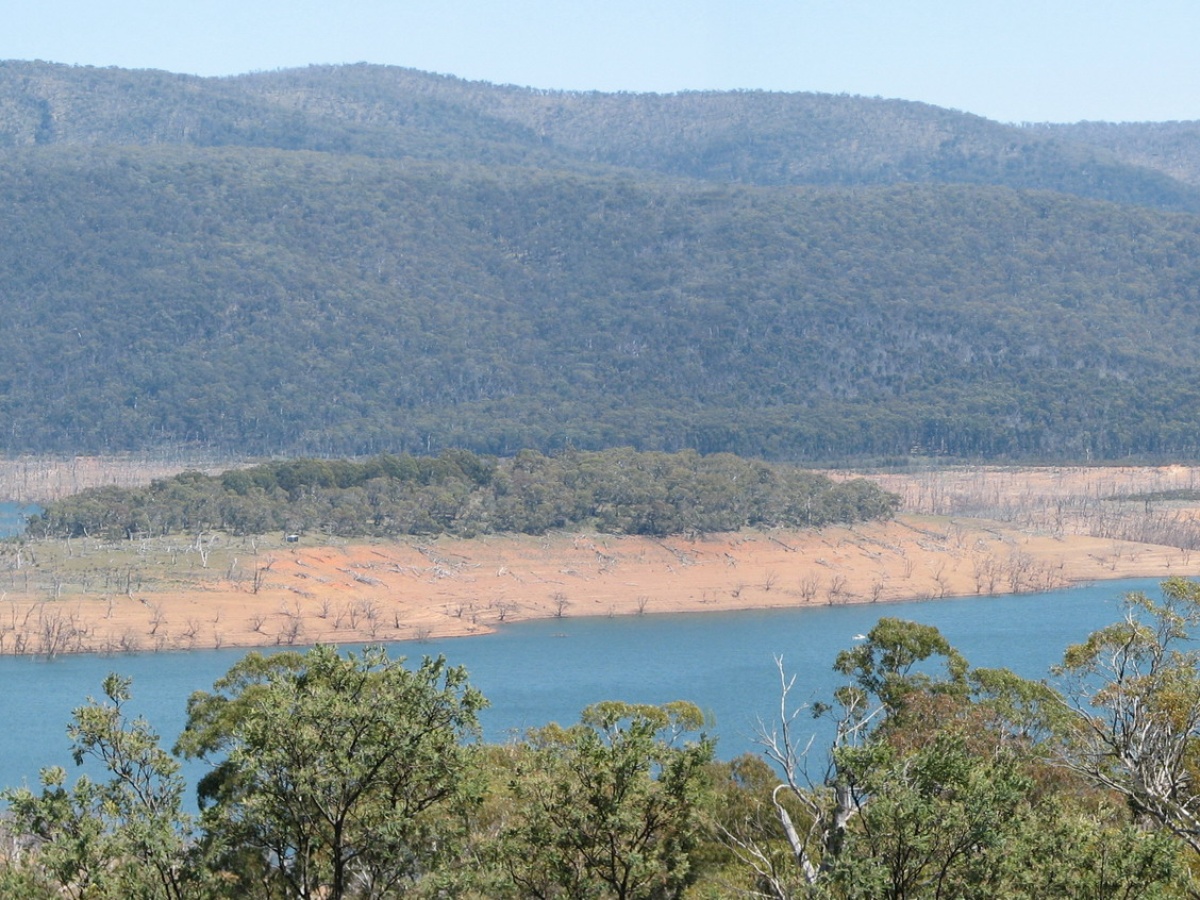 Lake Eucumbene - Scoop Digital - Australia's largest lifestyle & travel ...