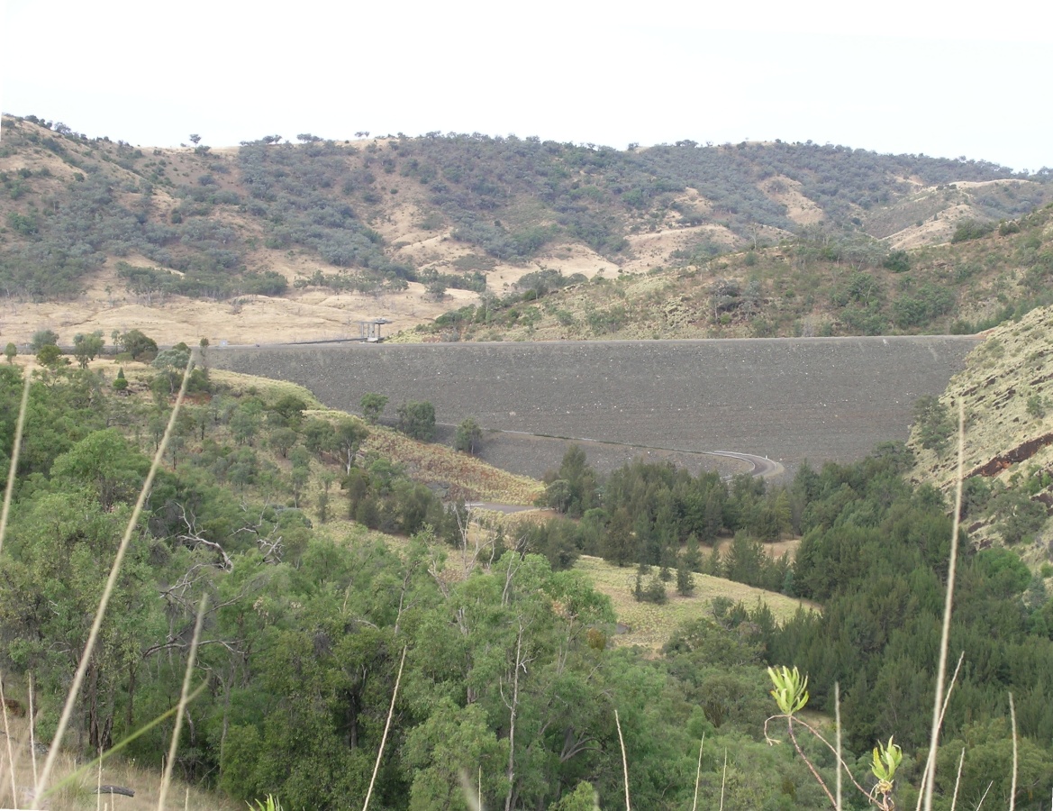 Split Rock Dam - Scoop Digital - Australia's largest lifestyle & travel ...